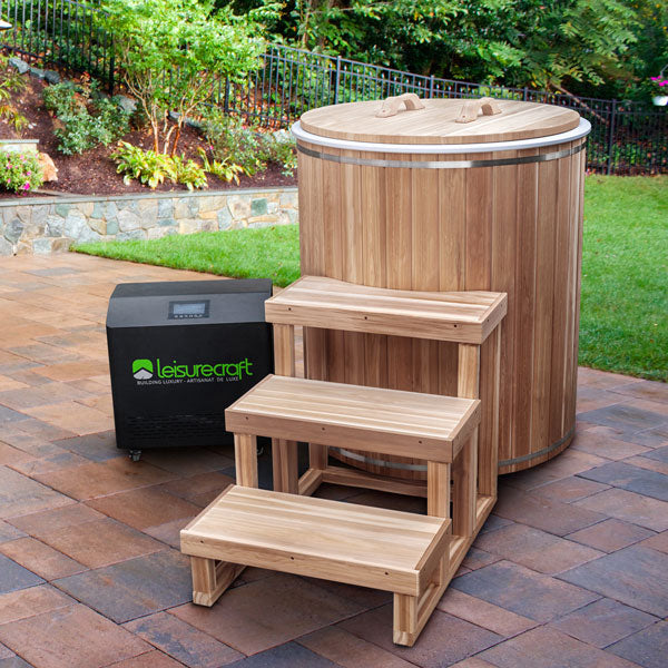 The Arctic Plunge Tub - Clear Red Cedar – Hot Tub Outlet